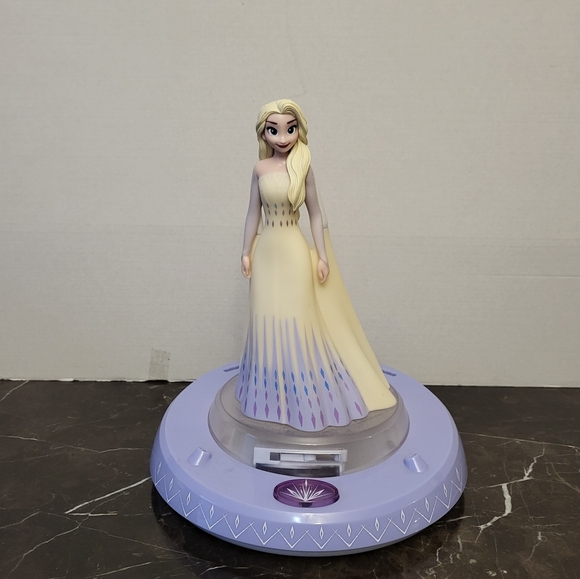 Disney | Toys | Disney Frozen Elsa Figurine With Cream And Purple Dress ...